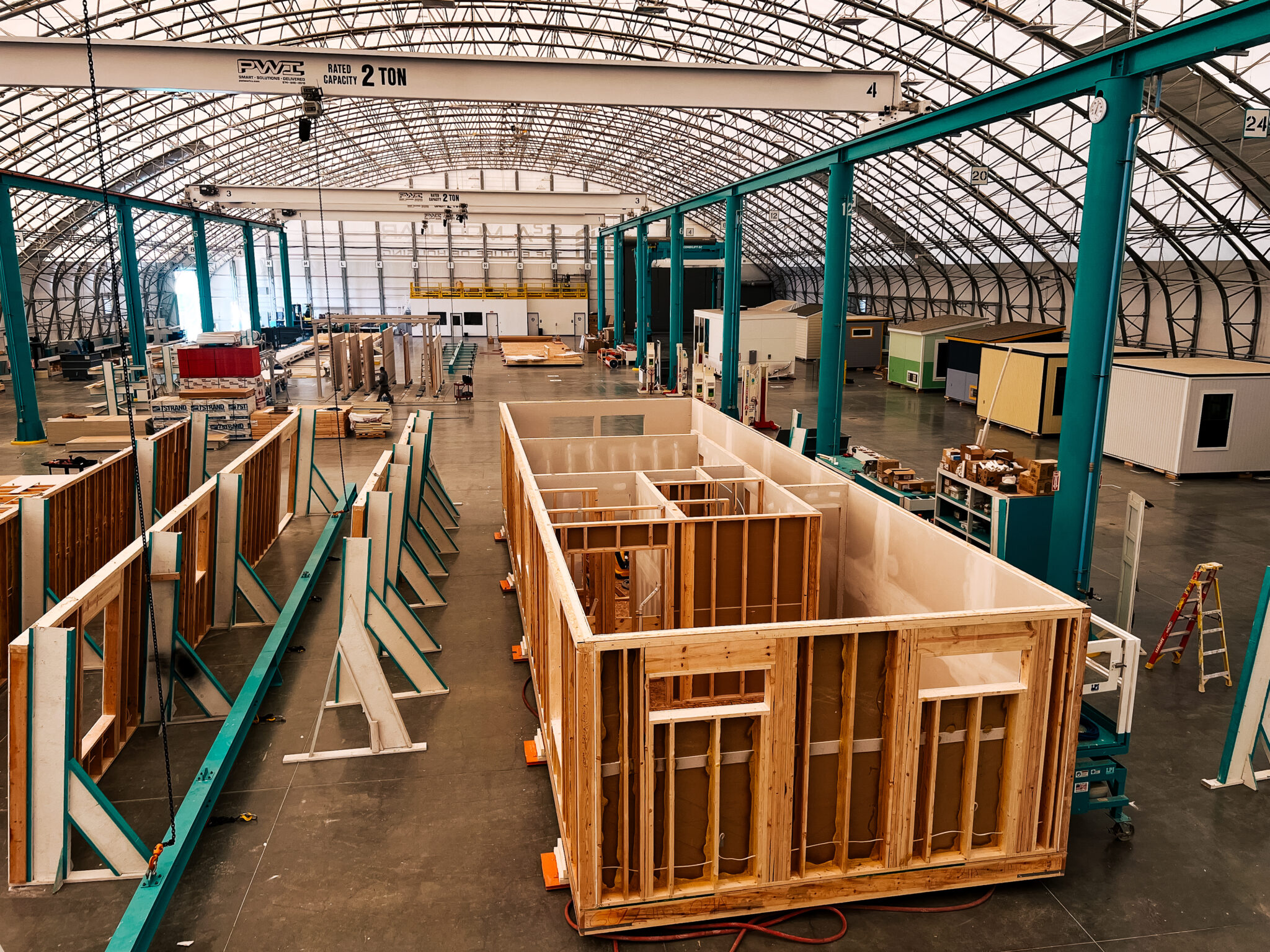 Modular vs Traditional Construction in 2026: Cost, Speed & ROI Compared ...